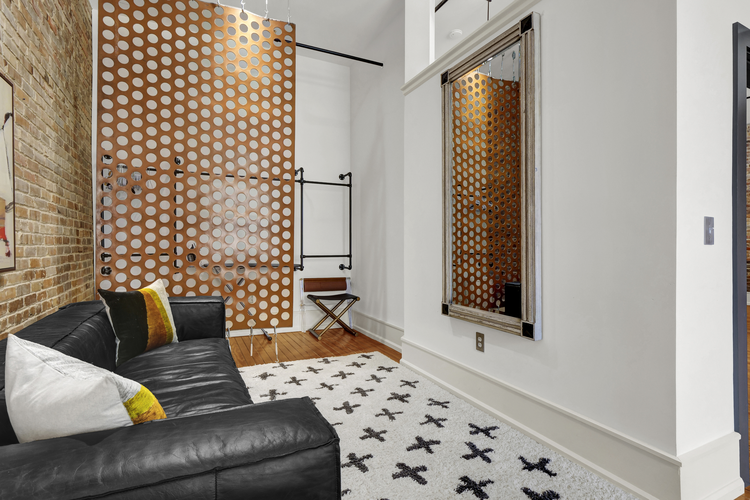 Luxe 220 Suite 1 - Sea Scape Vacation Homes